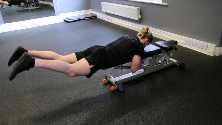 6 Best Reverse Hyperextension Alternative Exercises