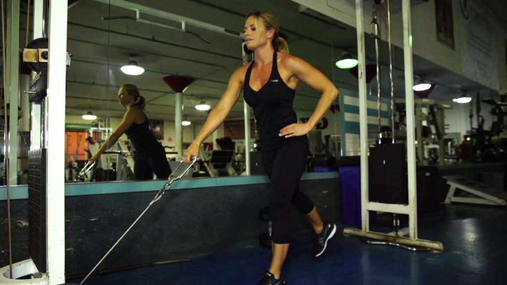 12 Best Cable Glute Exercises (For A Dream Booty)