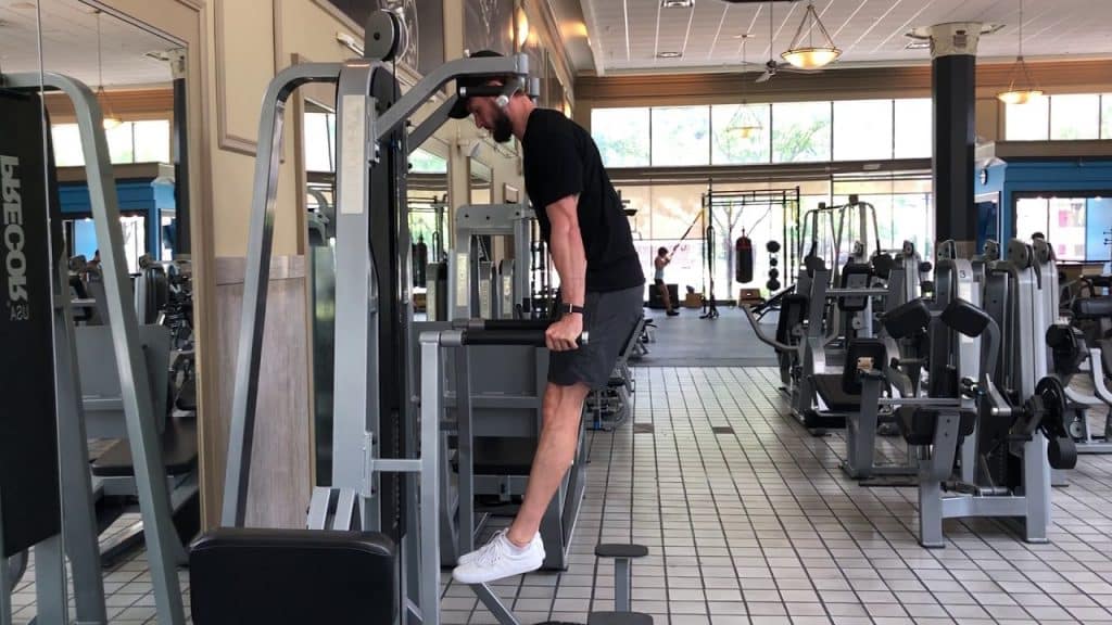 10 Best Dip Bar Exercises For Building Bigger Arms