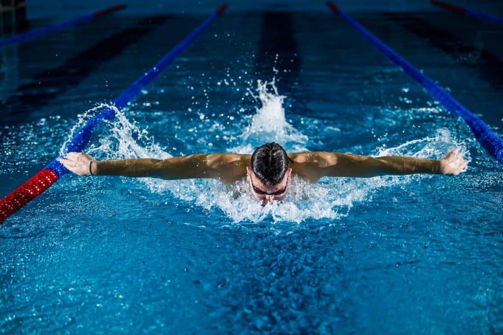 How To Get A Swimmer's Body (Follow These 7 Steps)