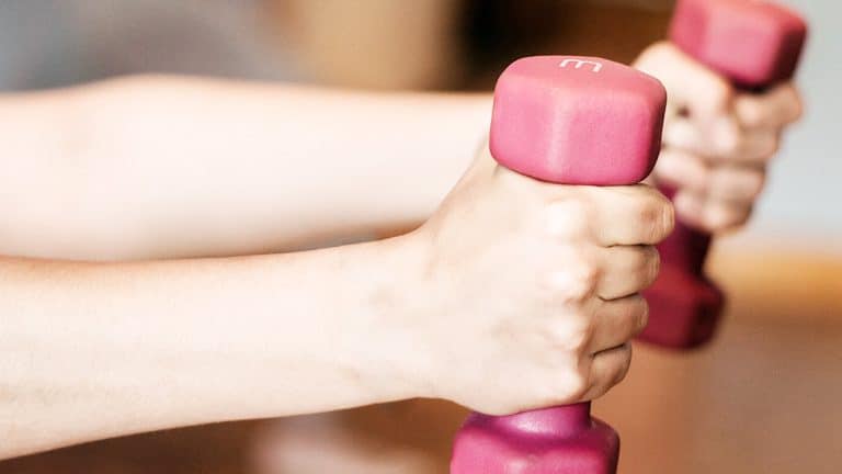 10 Tips On How To Prevent Calluses From Lifting