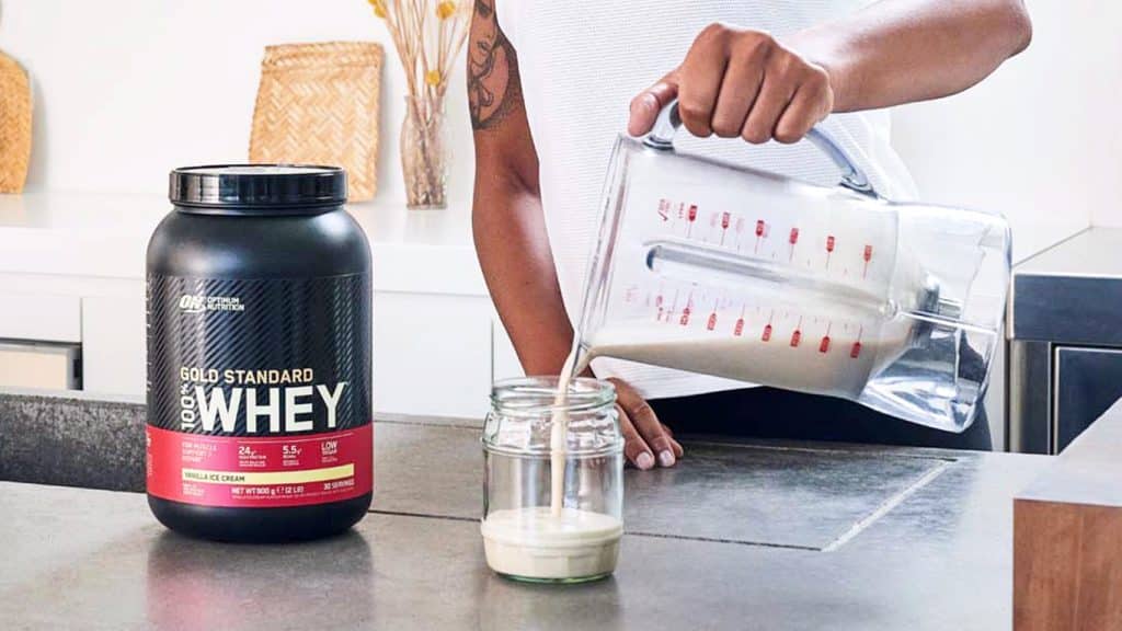 How To Mix Protein Powder Correctly (5-Step Guide)