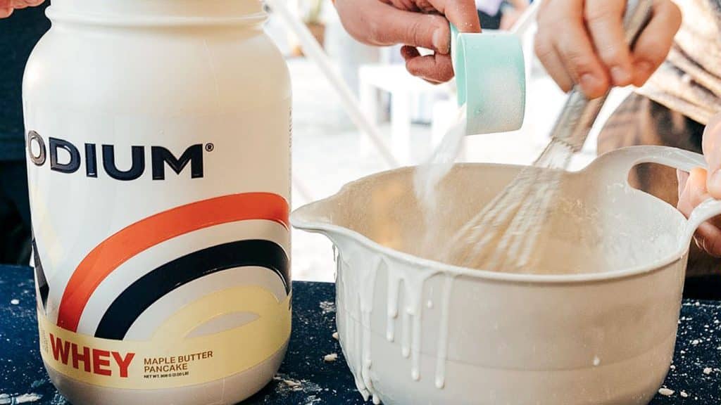 How To Mix Protein Powder Correctly (5-Step Guide)